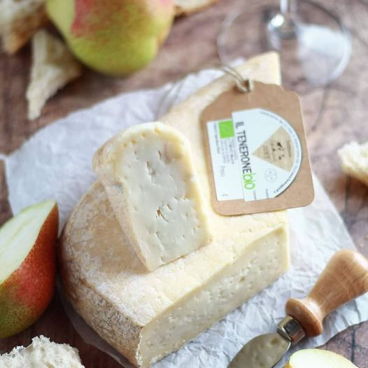 Il Tenerone bio - Formaggio morbido e saporito 500g circa :: FATTORIA ZOFF